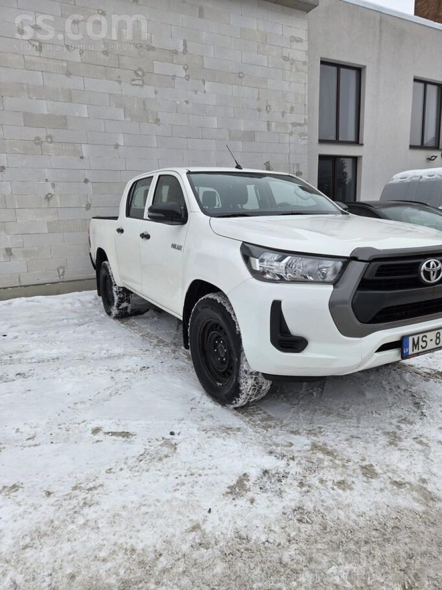 Balts Toyota Hilux 2021 Rīga, ar dzinēja tilpumu 2.40 L un nobraukumu 183 tūkst. km par 22000 €, foto 4 vietnē AUTOMOTO.COM.LV