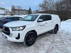 Balts Toyota Hilux 2023 Klaipėda, ar dzinēja tilpumu 2.76 L un nobraukumu 47 tūkst. km par 38499 €, foto 2 vietnē AUTOMOTO.COM.LV