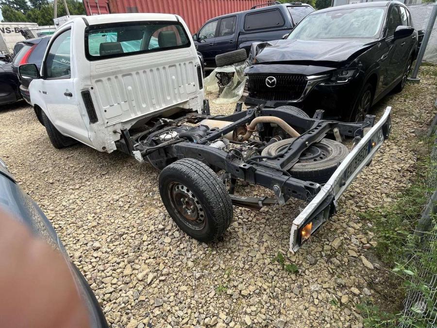 Balts Toyota Hilux 2012 Kauņa, ar dzinēja tilpumu 2.49 L un nobraukumu 323 tūkst. km par 5800 €, foto 4 vietnē AUTOMOTO.COM.LV
