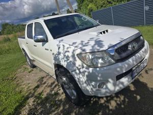 Balts Toyota Hilux 2011 Radviliškis, ar dzinēja tilpumu 2.98 L un nobraukumu 246 tūkst. km par 13500 €, foto 3 vietnē AUTOMOTO.COM.LV