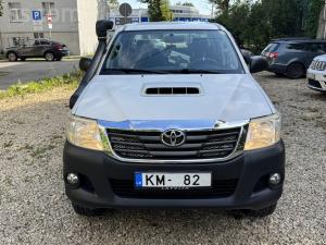 White Toyota Hilux 2014 in Riga, with an engine capacity of 2.50 L and mileage of 170 thousand km for 13100 €, photo  on AUTOMOTO.COM.LV