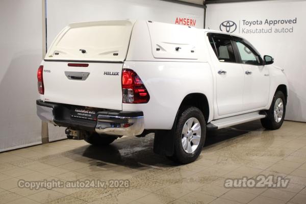 Balts Toyota Hilux 2018 Tallina, ar dzinēja tilpumu 2.40 L un nobraukumu 215 tūkst. km par 24990 €, foto 2 vietnē AUTOMOTO.COM.LV