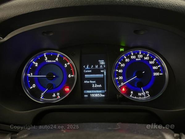 Белый Тойота Хайлюкс 2019 в Нарва, объемом двигателя 2.39 л и пробегом 194 тыс. км за 26390 €, фото 11 на AUTOMOTO.COM.LV