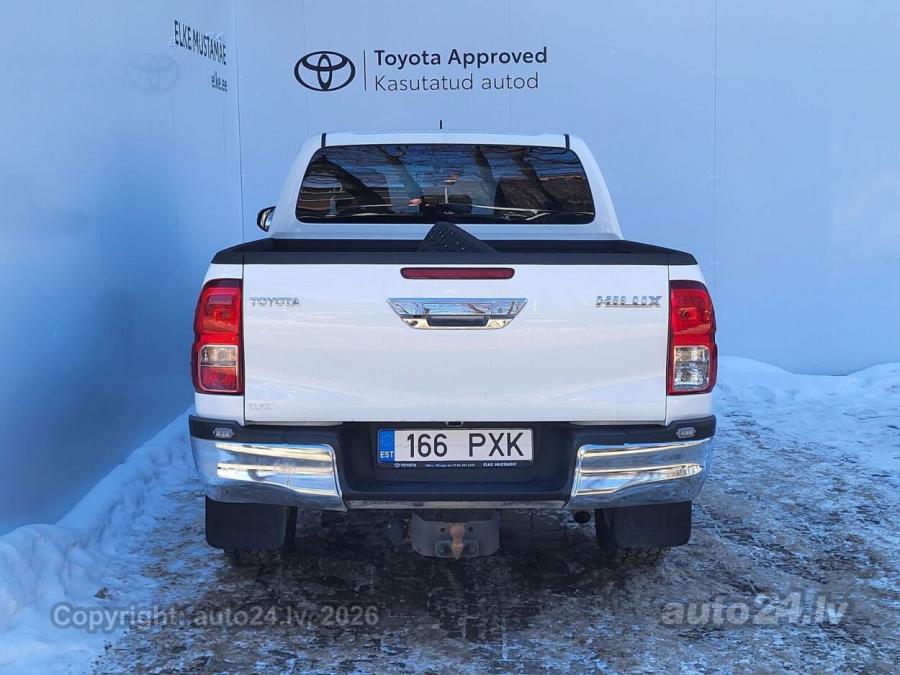 Balts Toyota Hilux 2019 Tallina, ar dzinēja tilpumu 2.39 L un nobraukumu 194 tūkst. km par 28495 €, foto 4 vietnē AUTOMOTO.COM.LV