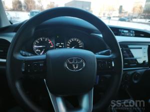 Balts Toyota Hilux 2023 Rīga, ar dzinēja tilpumu 2.40 L un nobraukumu 143 tūkst. km par 26200 €, foto 16 vietnē AUTOMOTO.COM.LV