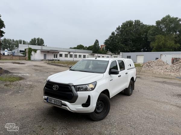 Balts Toyota Hilux 2023 Šauļi, ar dzinēja tilpumu 2.40 L un nobraukumu 67 tūkst. km par 33000 €, foto 2 vietnē AUTOMOTO.COM.LV