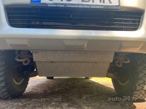 Dzeltens Toyota Hilux 2012 Tallina, ar dzinēja tilpumu 2.50 L un nobraukumu 323 tūkst. km par 14400 €, foto 15 vietnē AUTOMOTO.COM.LV