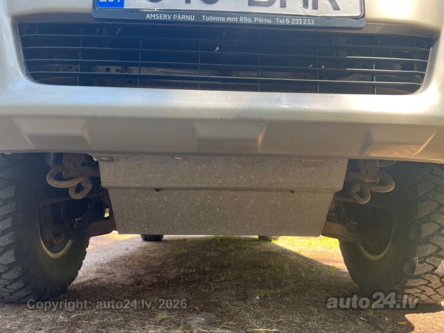 Dzeltens Toyota Hilux 2012 Tallina, ar dzinēja tilpumu 2.50 L un nobraukumu 323 tūkst. km par 14400 €, foto 15 vietnē AUTOMOTO.COM.LV