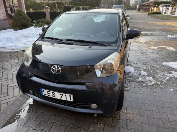 Melns Toyota IQ 2009 Viļņa, ar dzinēja tilpumu 1.30 L un nobraukumu 335 tūkst. km par 2400 €, foto 1 vietnē AUTOMOTO.COM.LV