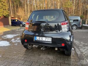 Black Toyota IQ 2009 in Vilnius, with an engine capacity of 1.30 L and mileage of 335 thousand km for 2400 €, photo 5 on AUTOMOTO.COM.LV