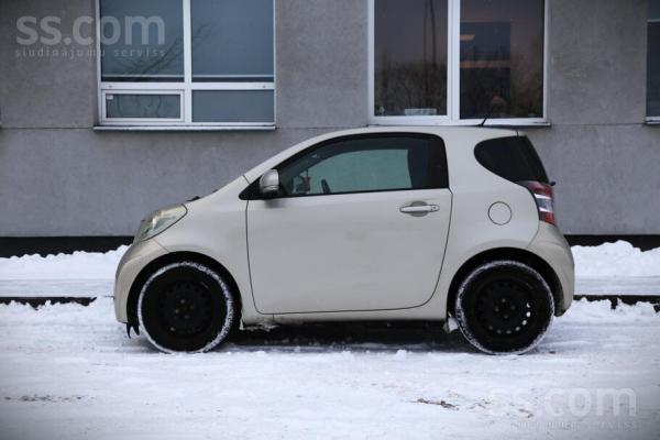 Brūns Toyota IQ 2010 Rīga, ar dzinēja tilpumu 1.30 L un nobraukumu 81 tūkst. km par 3995 €, foto 2 vietnē AUTOMOTO.COM.LV