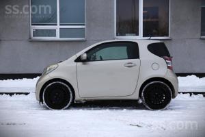 Brūns Toyota IQ 2010 Rīga, ar dzinēja tilpumu 1.30 L un nobraukumu 81 tūkst. km par 3995 €, foto 2 vietnē AUTOMOTO.COM.LV