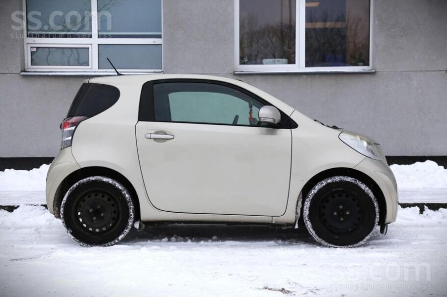 Brūns Toyota IQ 2010 Rīga, ar dzinēja tilpumu 1.30 L un nobraukumu 81 tūkst. km par 3995 €, foto 3 vietnē AUTOMOTO.COM.LV