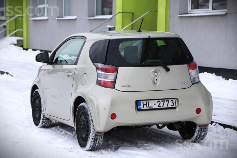 Brūns Toyota IQ 2010 Rīga, ar dzinēja tilpumu 1.30 L un nobraukumu 81 tūkst. km par 3995 €, foto 5 vietnē AUTOMOTO.COM.LV