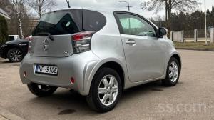 Pelēks Toyota IQ 2010 Daugavpils, ar dzinēja tilpumu 1.00 L un nobraukumu 0 tūkst. km par 3550 €, foto 3 vietnē AUTOMOTO.COM.LV