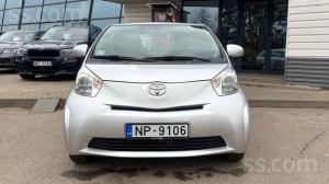 Pelēks Toyota IQ 2010 Daugavpils, ar dzinēja tilpumu 1.00 L un nobraukumu 0 tūkst. km par 3550 €, foto 5 vietnē AUTOMOTO.COM.LV