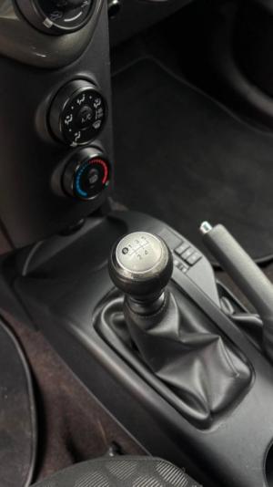 Pelēks Toyota IQ 2010 Rīga, ar dzinēja tilpumu 1.00 L un nobraukumu 154 tūkst. km par 3550 €, foto 7 vietnē AUTOMOTO.COM.LV