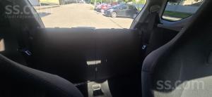 Pelēks Toyota IQ 2010 Daugavpils, ar dzinēja tilpumu 1.00 L un nobraukumu 156 tūkst. km par 3250 €, foto 14 vietnē AUTOMOTO.COM.LV