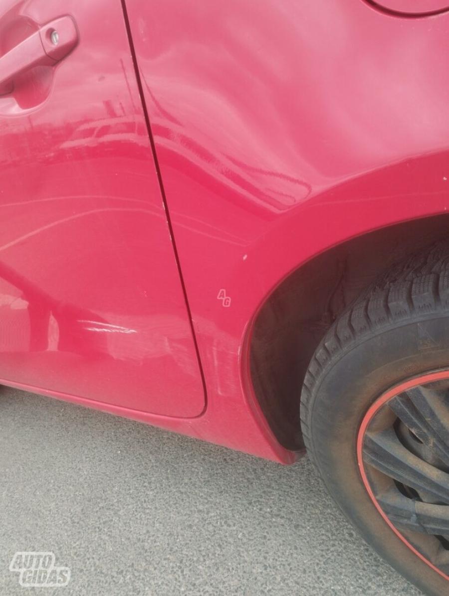 Toyota IQ 2009 in Vilnius, with an engine capacity of 1.40 L and mileage of 140 thousand km for 2000 €, photo 10 on AUTOMOTO.COM.LV