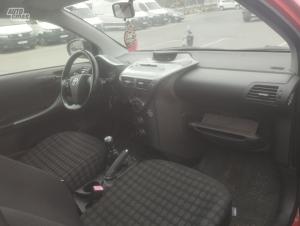 Toyota IQ 2009 in Vilnius, with an engine capacity of 1.40 L and mileage of 140 thousand km for 2000 €, photo 22 on AUTOMOTO.COM.LV