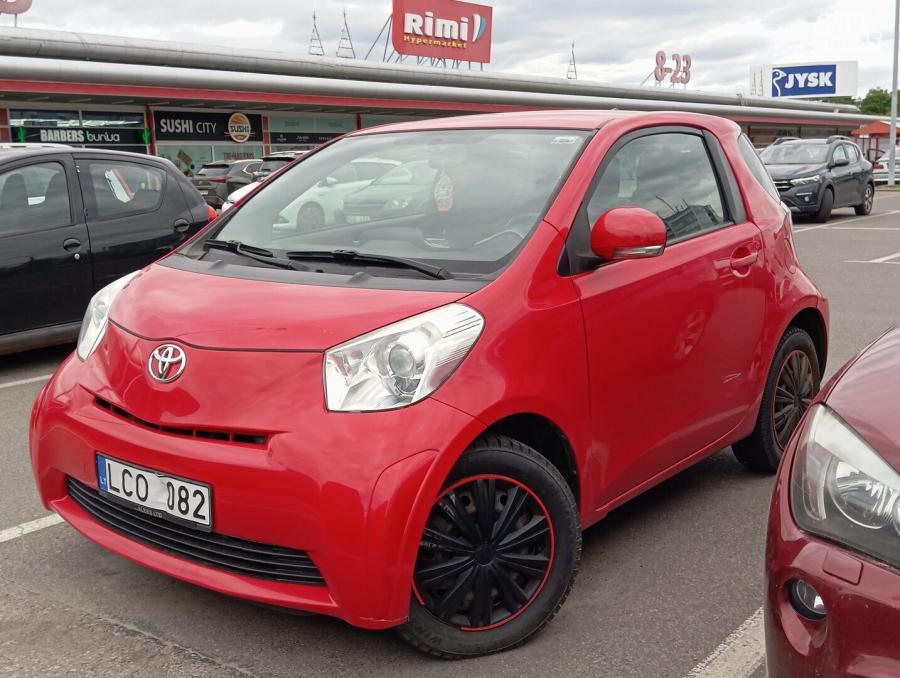 Toyota IQ 2009 in Vilnius, with an engine capacity of 1.40 L and mileage of 140 thousand km for 1600 €, photo 4 on AUTOMOTO.COM.LV