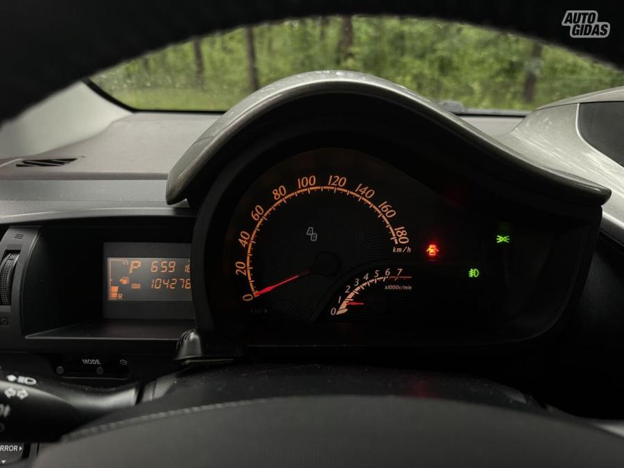 Toyota IQ 2009 Viļņa, ar dzinēja tilpumu 1.00 L un nobraukumu 104 tūkst. km par 3699 €, foto 17 vietnē AUTOMOTO.COM.LV