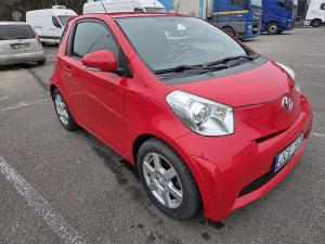 Red Toyota IQ 2012 in Vilnius, with an engine capacity of 1.00 L and mileage of 97 thousand km for 3800 €, photo 2 on AUTOMOTO.COM.LV