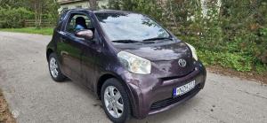 Sarkans Toyota IQ 2009 Kauņa, ar dzinēja tilpumu 1.00 L un nobraukumu 264 tūkst. km par 3000 €, foto 4 vietnē AUTOMOTO.COM.LV