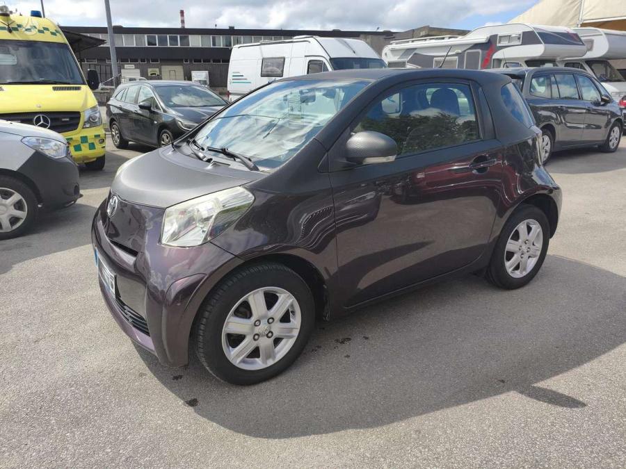 Violets Toyota IQ 2009 Klaipėda, ar dzinēja tilpumu 1.33 L un nobraukumu 141 tūkst. km par 3800 €, foto 4 vietnē AUTOMOTO.COM.LV