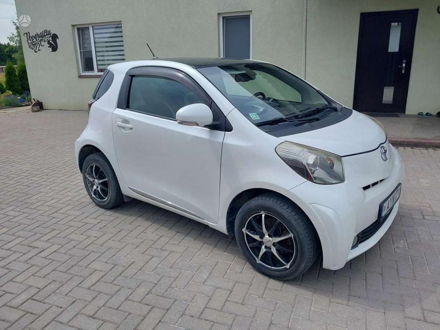 Balts Toyota IQ 2009 Šauļi, ar dzinēja tilpumu 1.40 L un nobraukumu 148 tūkst. km par 3500 €, foto 4 vietnē AUTOMOTO.COM.LV