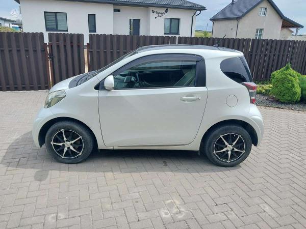 Balts Toyota IQ 2009 Šauļi, ar dzinēja tilpumu 1.40 L un nobraukumu 148 tūkst. km par 3500 €, foto 4 vietnē AUTOMOTO.COM.LV