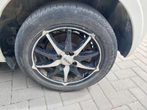 Balts Toyota IQ 2009 Šauļi, ar dzinēja tilpumu 1.40 L un nobraukumu 148 tūkst. km par 3500 €, foto 20 vietnē AUTOMOTO.COM.LV