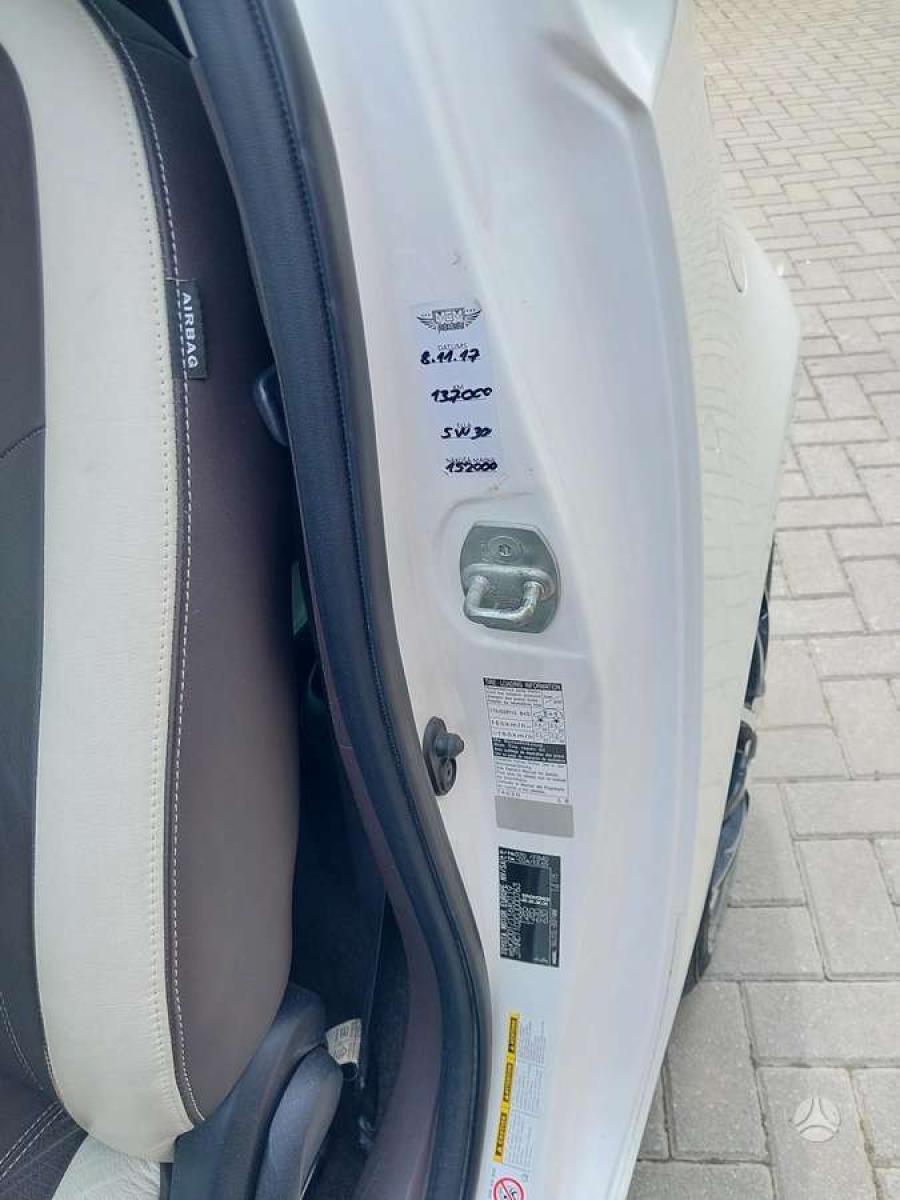 Balts Toyota IQ 2009 Šauļi, ar dzinēja tilpumu 1.40 L un nobraukumu 148 tūkst. km par 3500 €, foto 22 vietnē AUTOMOTO.COM.LV