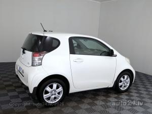 Белый Тойота АйКью 2011 в Таллин, объемом двигателя 1.00 л и пробегом 71 тыс. км за 2299 €, фото 4 на AUTOMOTO.COM.LV