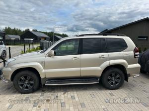 Beige Toyota Land Cruiser 2007 in Tallinn, with an engine capacity of 3.00 L and mileage of 283 thousand km for 11500 €, photo 20 on AUTOMOTO.COM.LV