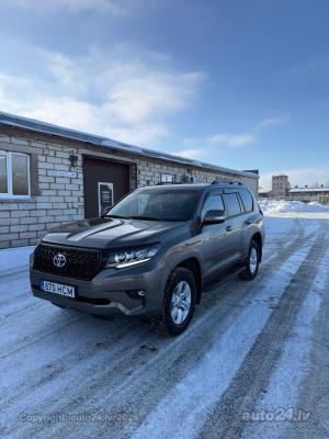Beige Toyota Land Cruiser 2016 in Tallinn, with an engine capacity of 2.80 L and mileage of 154 thousand km for 36500 €, photo  on AUTOMOTO.COM.LV