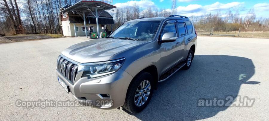 Beige Toyota Land Cruiser 2018 in Polva, with an engine capacity of 2.80 L and mileage of 194 thousand km for 41900 €, photo 1 on AUTOMOTO.COM.LV