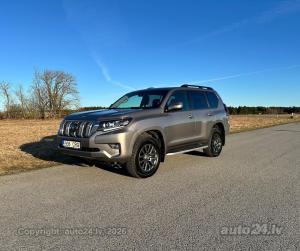 Beige Toyota Land Cruiser 2019 in Tallinn, with an engine capacity of 2.80 L and mileage of 183 thousand km for 42900 €, photo  on AUTOMOTO.COM.LV