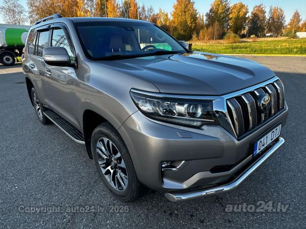 Toyota Land Cruiser 2022 Tallina vietnē Smilšu krāsa Toyota Land Cruiser 2022 Tallina, ar dzinēja tilpumu 2.76 L un nobraukumu 80 tūkst. km par 48800 €, foto 3 vietnē AUTOMOTO.COM.LV