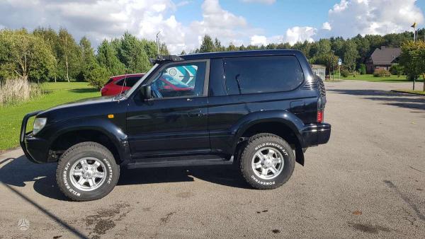 Toyota Land Cruiser 1997 in Siauliai on AUTOMOTO.COM.LV Black Toyota Land Cruiser 1997 in Siauliai, with an engine capacity of 2.98 L and mileage of 364 thousand km for 10500 €, photo 1 on AUTOMOTO.COM.LV