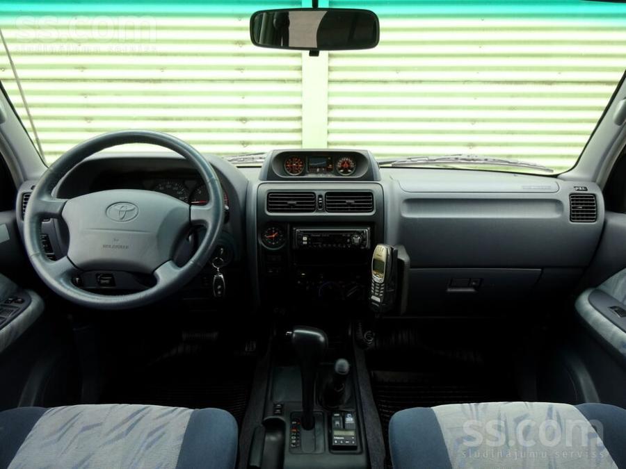 Black Toyota Land Cruiser 2000 in Riga, with an engine capacity of 3.00 L and mileage of 257 thousand km for 8900 €, photo 6 on AUTOMOTO.COM.LV