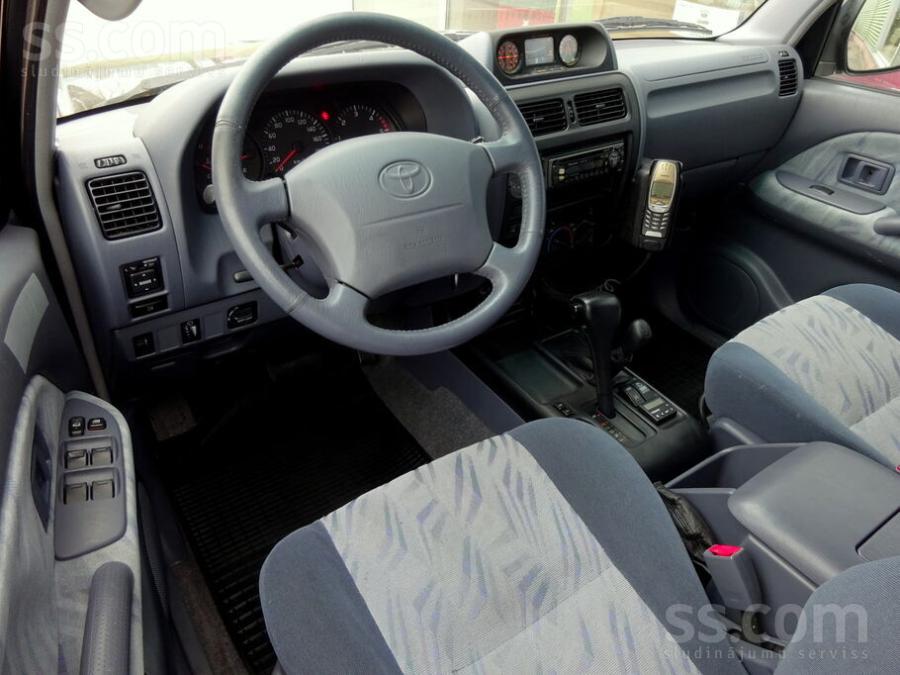 Black Toyota Land Cruiser 2000 in Riga, with an engine capacity of 3.00 L and mileage of 257 thousand km for 8900 €, photo 7 on AUTOMOTO.COM.LV