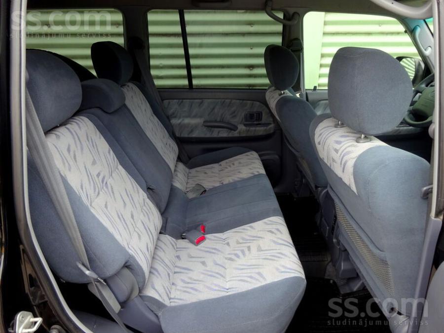 Black Toyota Land Cruiser 2000 in Riga, with an engine capacity of 3.00 L and mileage of 257 thousand km for 8900 €, photo 10 on AUTOMOTO.COM.LV