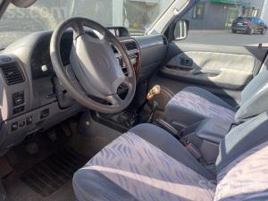 Black Toyota Land Cruiser 2000 in Riga, with an engine capacity of 3.00 L and mileage of 470 thousand km for 10500 €, photo 7 on AUTOMOTO.COM.LV
