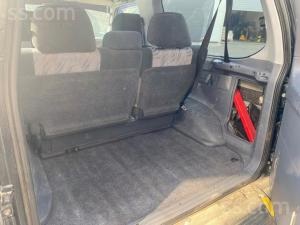 Black Toyota Land Cruiser 2000 in Riga, with an engine capacity of 3.00 L and mileage of 470 thousand km for 10500 €, photo 9 on AUTOMOTO.COM.LV