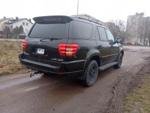 Black Toyota Land Cruiser 2001 in Kaunas, with an engine capacity of 4.70 L and mileage of 198 thousand km for 6700 €, photo 11 on AUTOMOTO.COM.LV