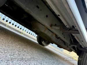 Melns Toyota Land Cruiser 2003 Tallina, ar dzinēja tilpumu 3.00 L un nobraukumu 270 tūkst. km par 6999 €, foto 25 vietnē AUTOMOTO.COM.LV