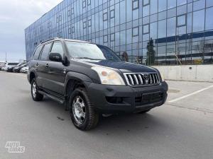 Black Toyota Land Cruiser 2004 in Panevezys, with an engine capacity of 3.00 L and mileage of 600 thousand km for 4250 €, photo  on AUTOMOTO.COM.LV