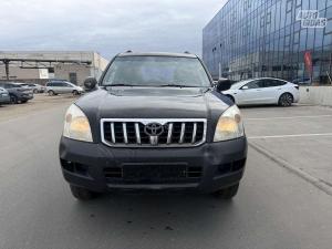 Melns Toyota Land Cruiser 2004 Panevēža, ar dzinēja tilpumu 3.00 L un nobraukumu 600 tūkst. km par 4250 €, foto 5 vietnē AUTOMOTO.COM.LV