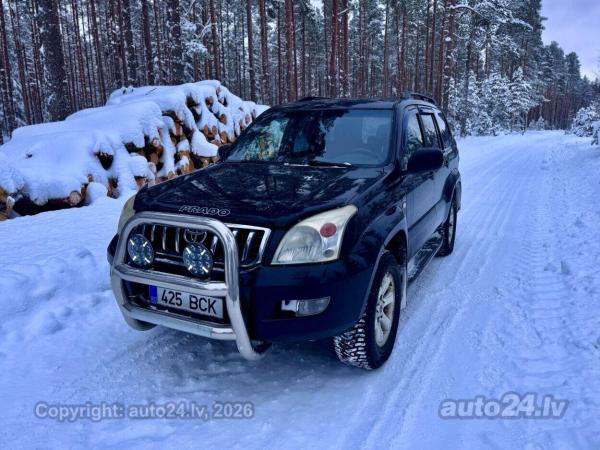 Black Toyota Land Cruiser 2005 in Tallinn, with an engine capacity of 3.00 L and mileage of 379 thousand km for 8700 €, photo 3 on AUTOMOTO.COM.LV